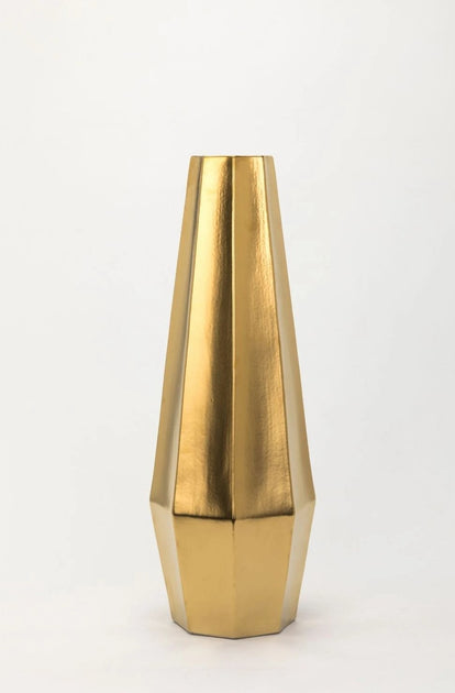 Nayla Vase – Guild Design Gallery
